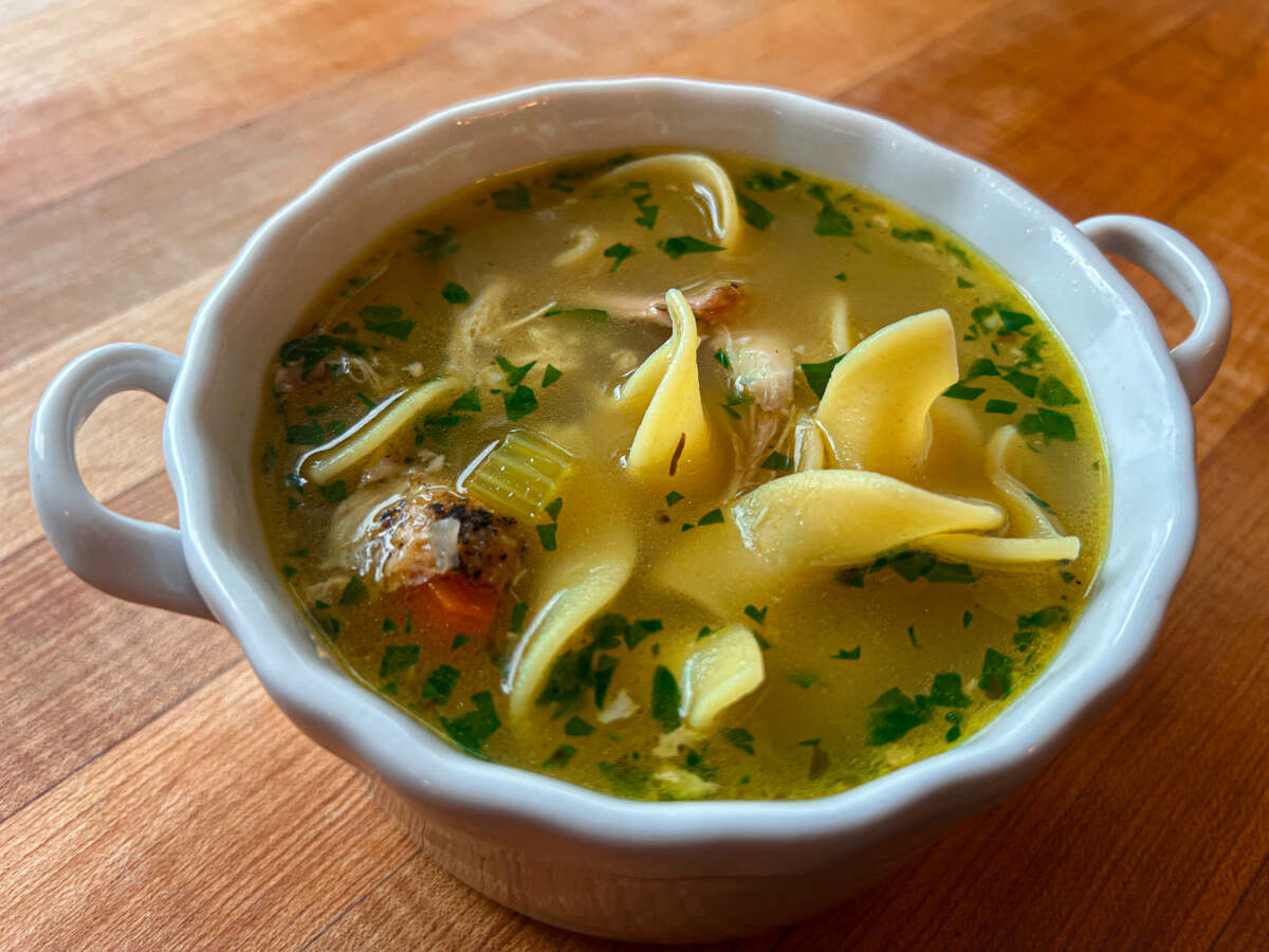 Quick and Easy Instant Pot Chicken Noodle Soup Recipe - Recipe Food ...