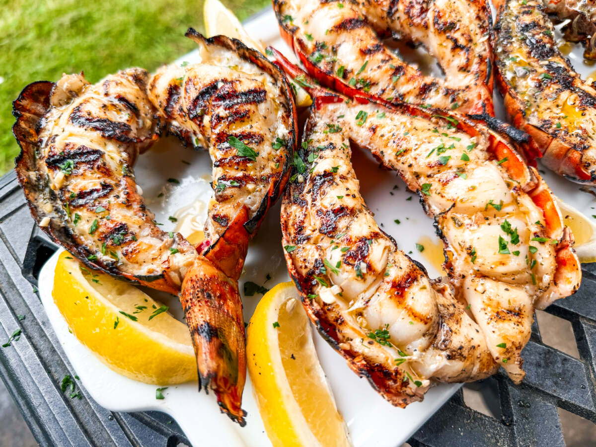 Grilled Lobster Tails with Garlic Butter Sauce - Recipe Food Blogger ...